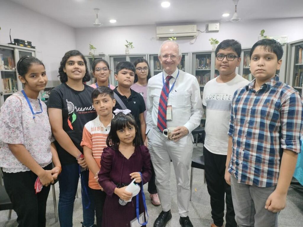 About Us – Burari Public School